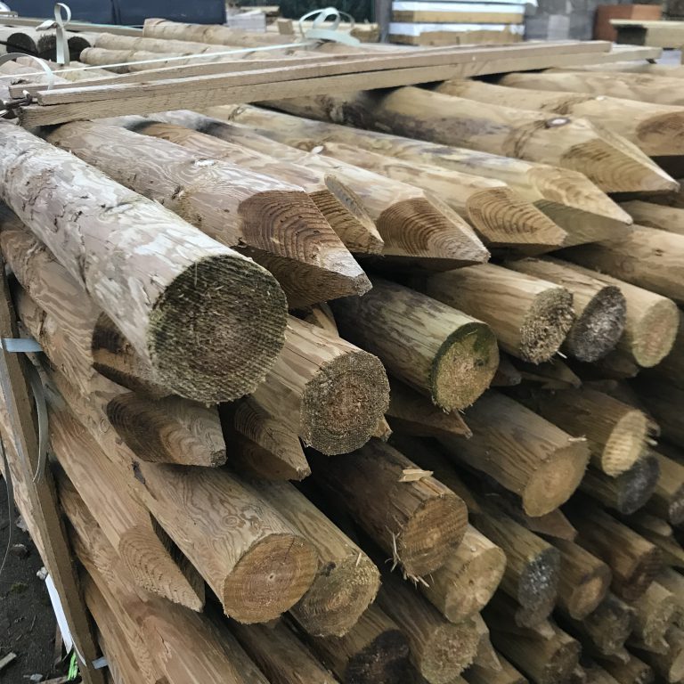 Round Peeled Posts | Park Timber