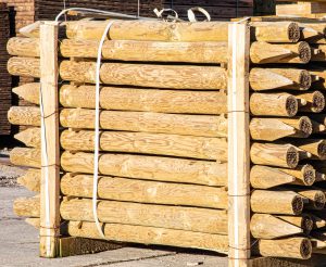 UC4 Round Peeled Posts | Park Timber