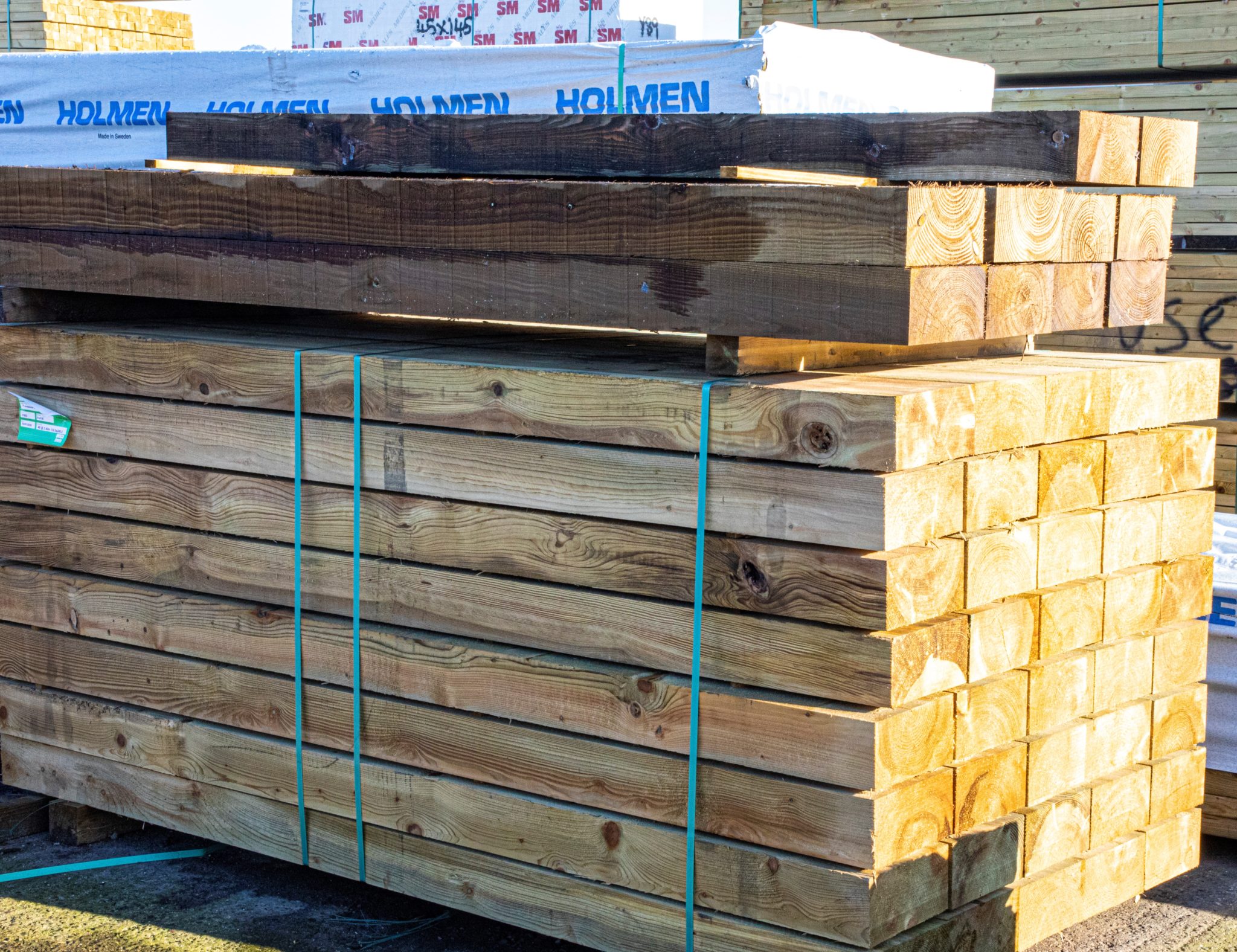 Wooden Sleepers for Gardens | What's the difference?